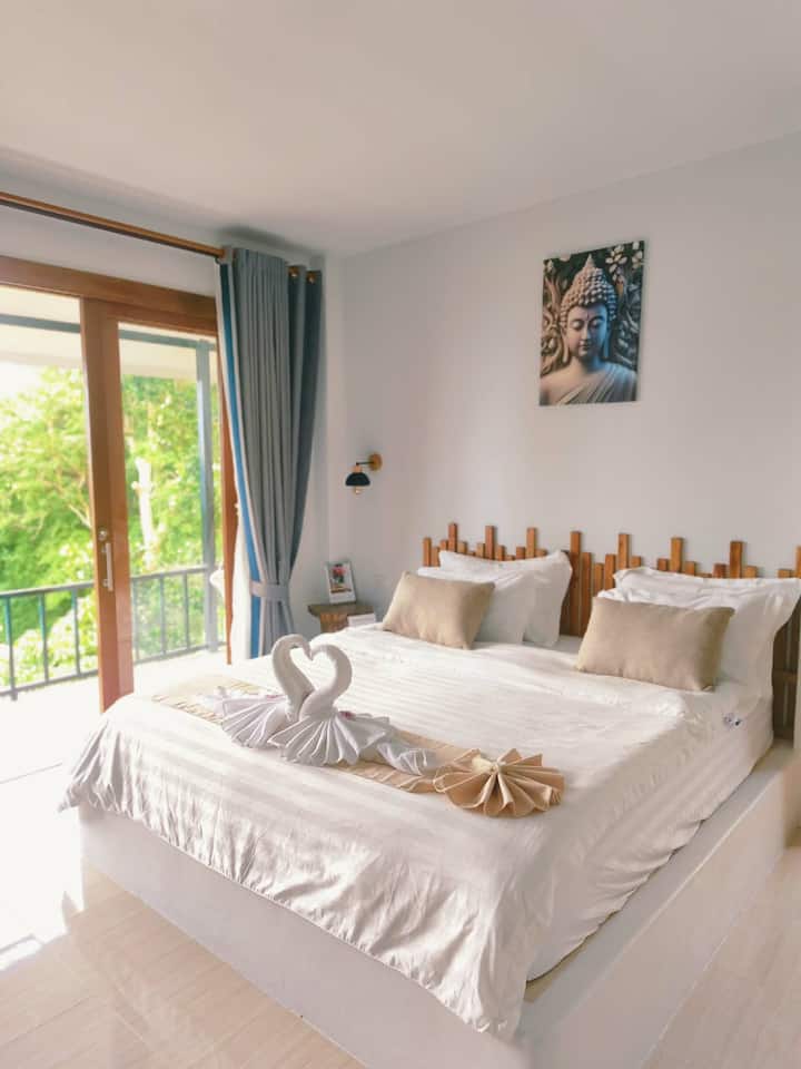 Hilltop Sea View Retreat - Ko Tao