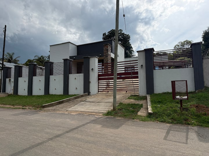 Margret & Mildred Executive Apartments - Mbabane