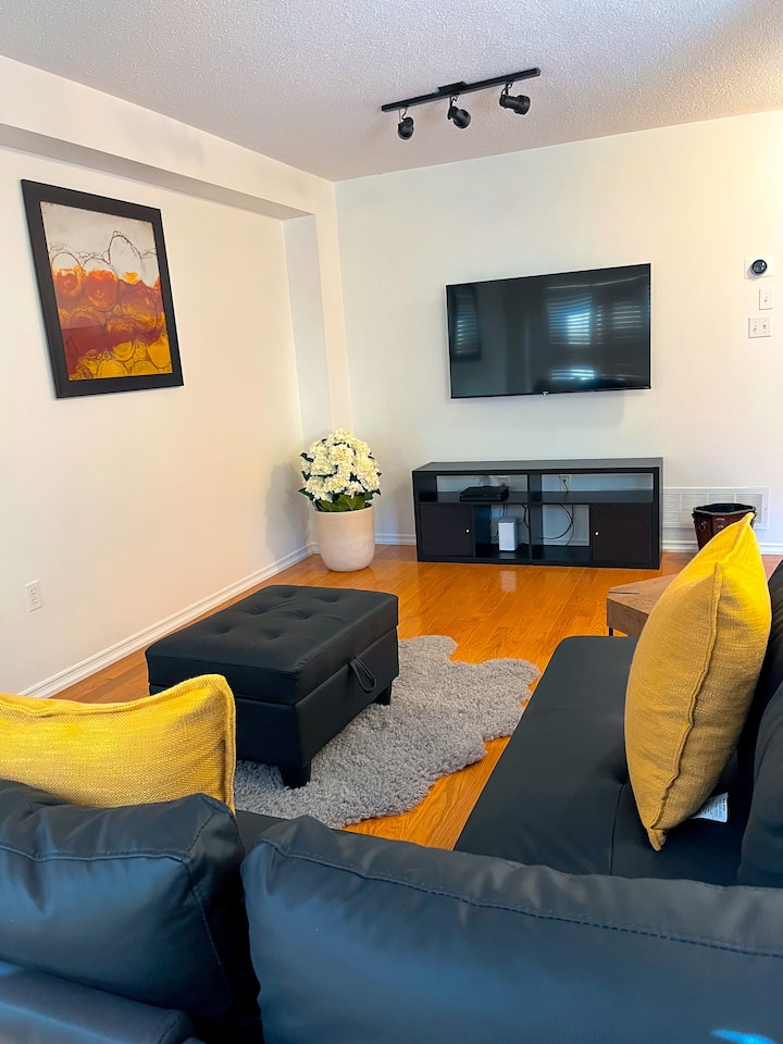 Your Cozy Home Away From Home - Milton
