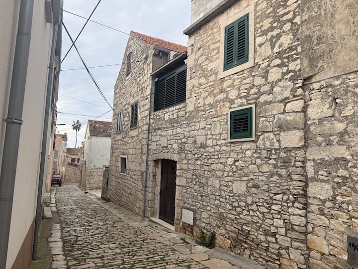 Stone Town House In Vela Luka, 1st Floor Apartment - Vela Luka