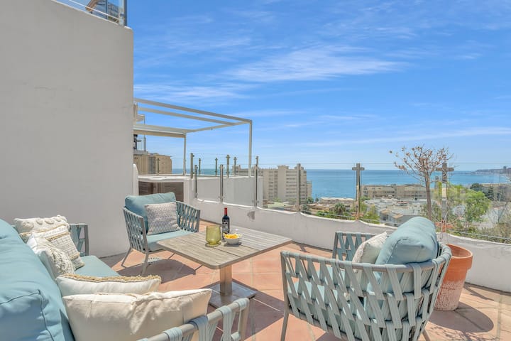 Holiday Townhouse In La Roca. - Fuengirola