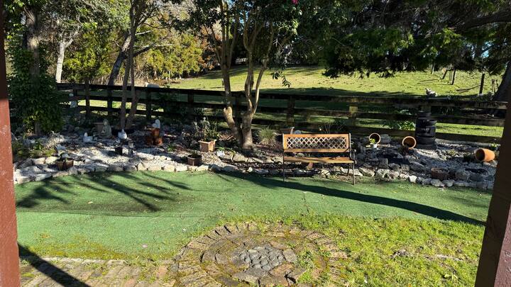 Rural Retreat - Riverhead