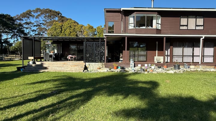 Rural Retreat - Riverhead