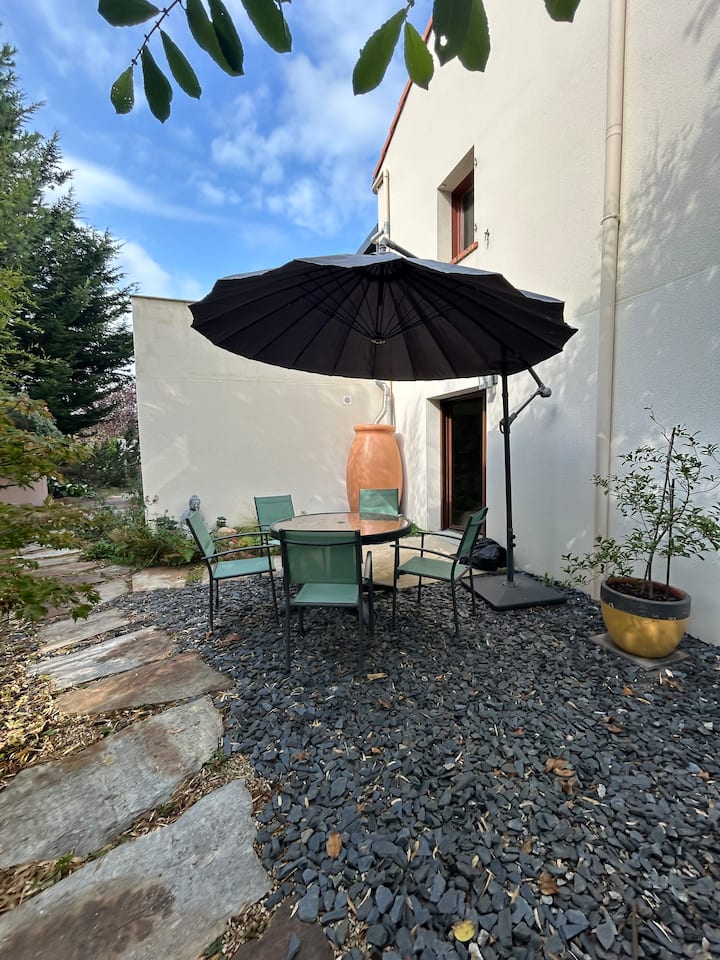 Sous Les Pommiers - Le Cellier