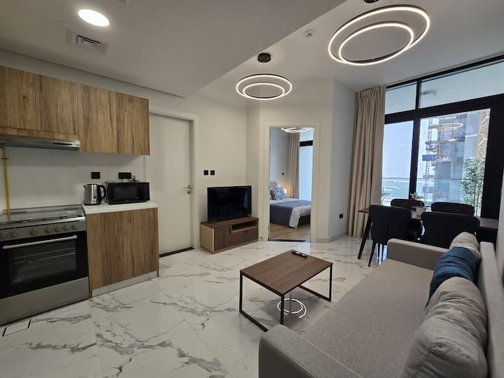 Spacious 1 Bedroom Apartment - Abu Dhabi