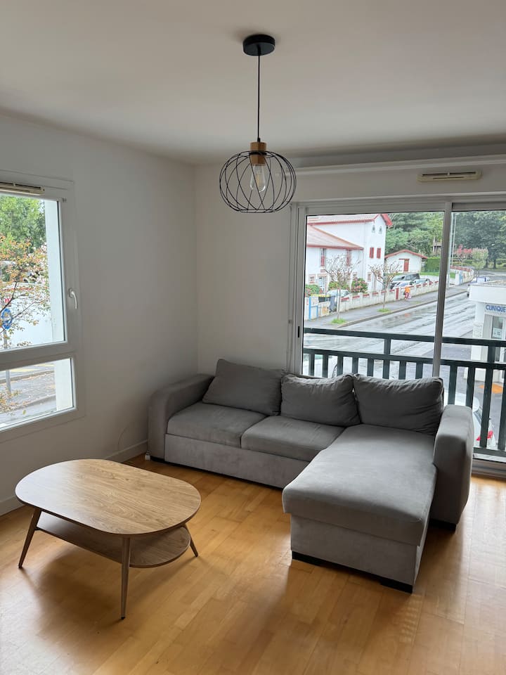 Iruneko - Parking Privé - Centre - Hendaye