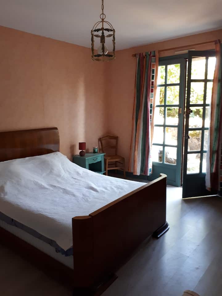 Deuxième Chambre à La Nuitée - Salers