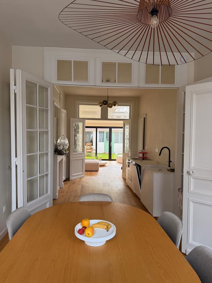 Charmante Maison En Centre-ville Avec Extérieur - Lille