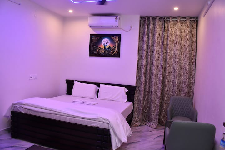 Executive Room With Breakfast - Chirala