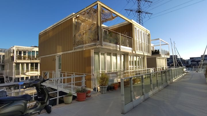 Modern Watervilla: Light, Spacious & Free Parking - Amsterdam
