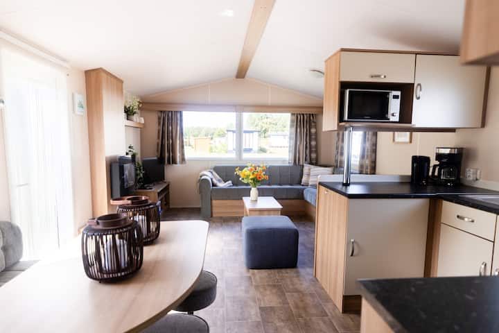 Modern Chalet Inn Een Groene Oase Van Rust! - Netherlands