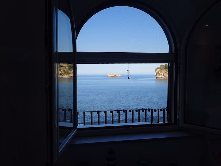 Alba Sul Mare
Beach Apartment - Letojanni