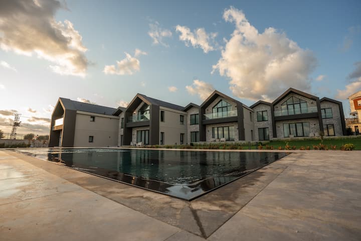 İStanbul Havalimanına 20 Dk Bahçe Kullanımlı 2+1 - Istanbul Airport (IST)