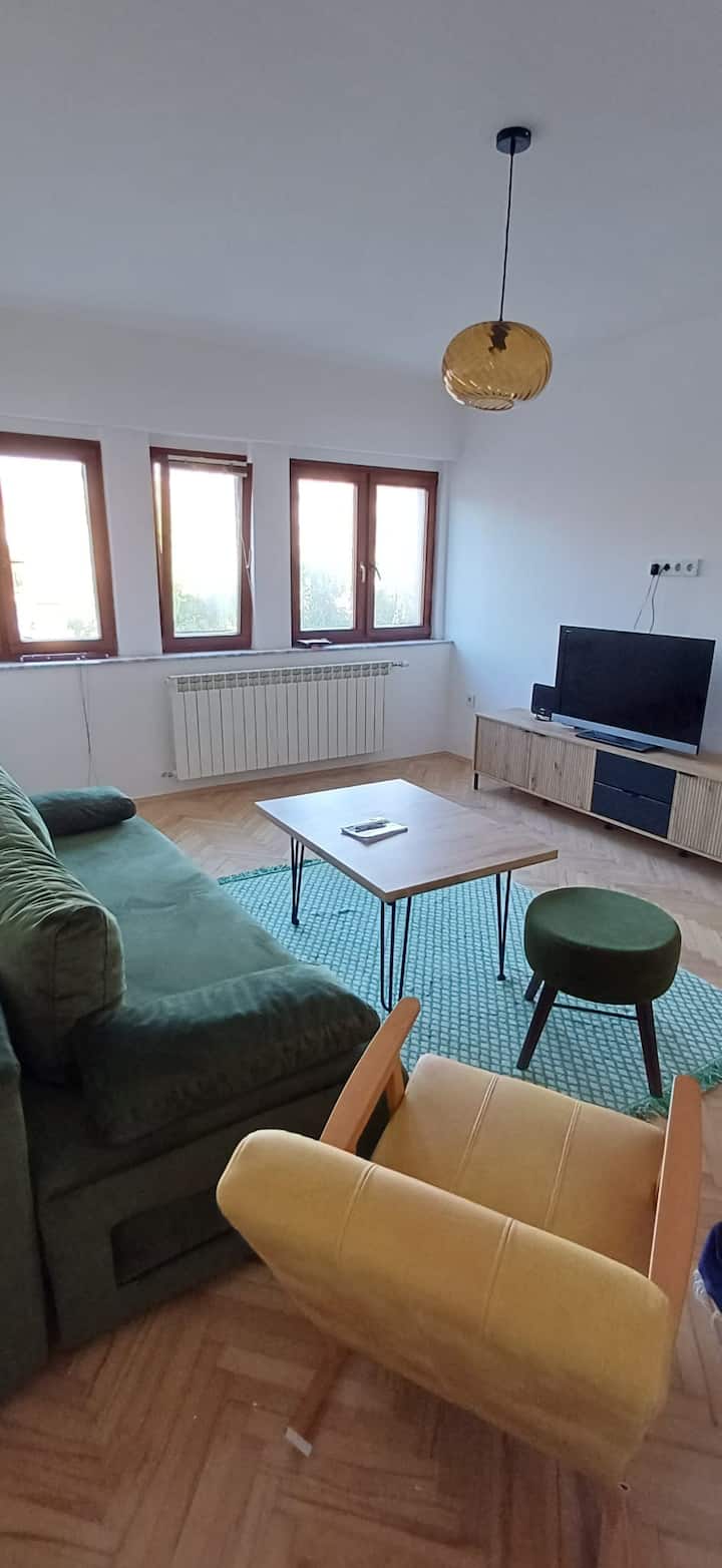 Festival Square Apartment (Fully Renovated) - Sarajevo