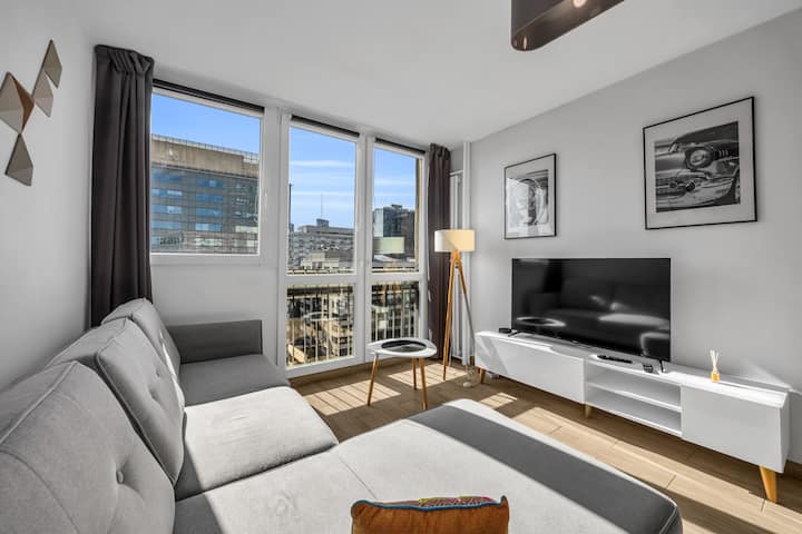 Rondo Onz Apt - 11th Floor, Top Location, Metro - Warschau