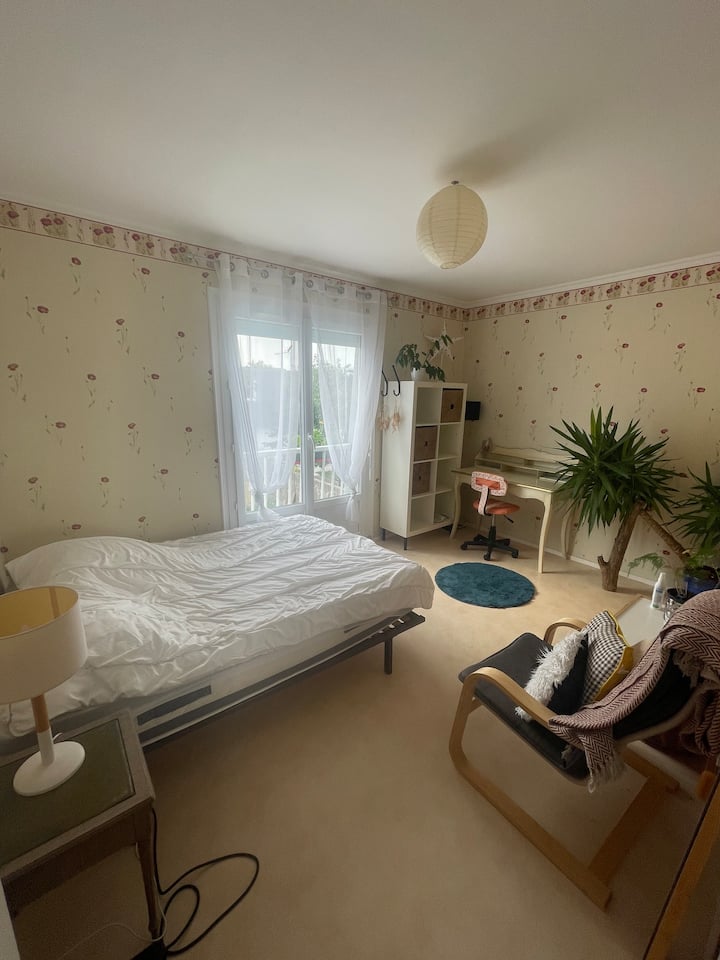 Chambre Lumineuse Et Spacieuse - Saint-Nazaire