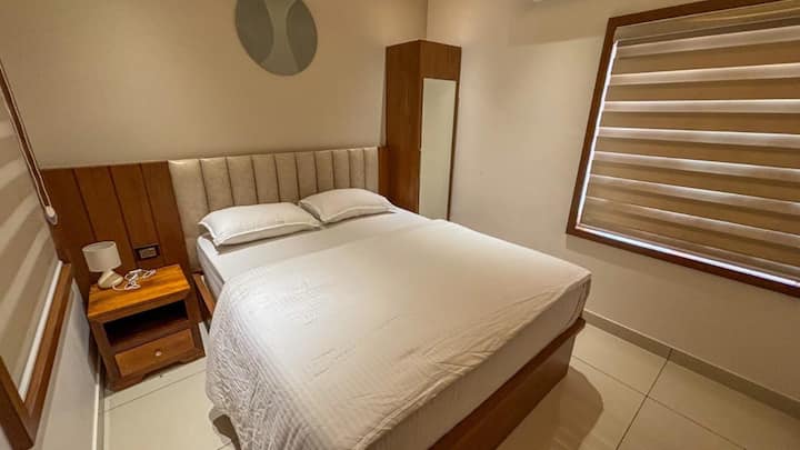 Thulasi Avenue Compact Room - Pollachi
