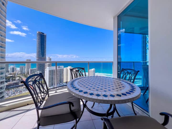 Level 32 Full Ocean Views - Surfers Paradise