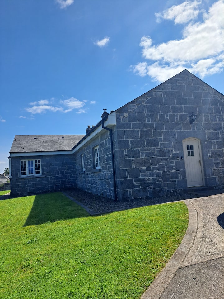 1885 School House, Harbour Views - County Limerick