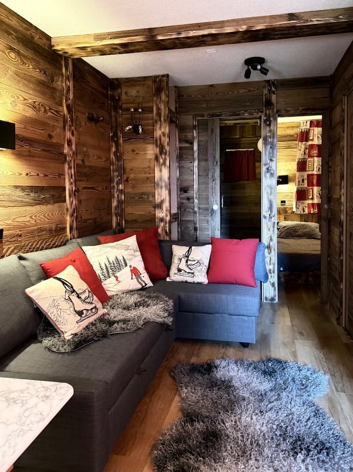 Ski In/ski Out Apartment In Courchevel 1550 - Courchevel 1850