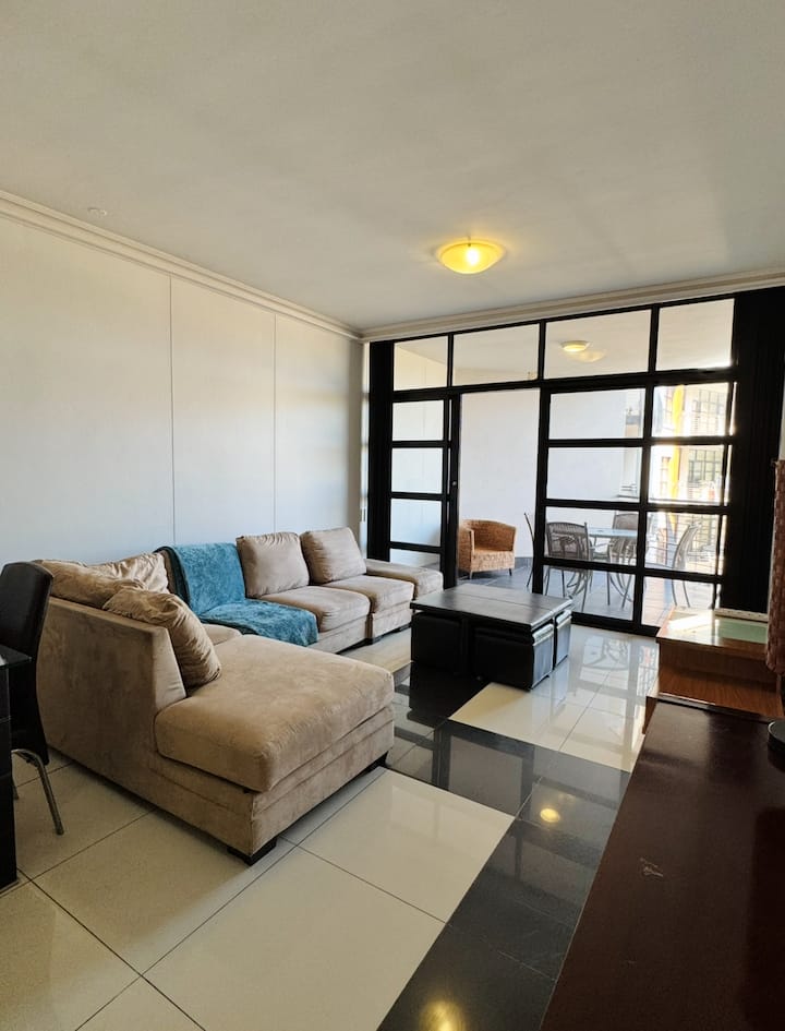 Stunning 4 Sleeper Near Ushaka Marine World - Durban