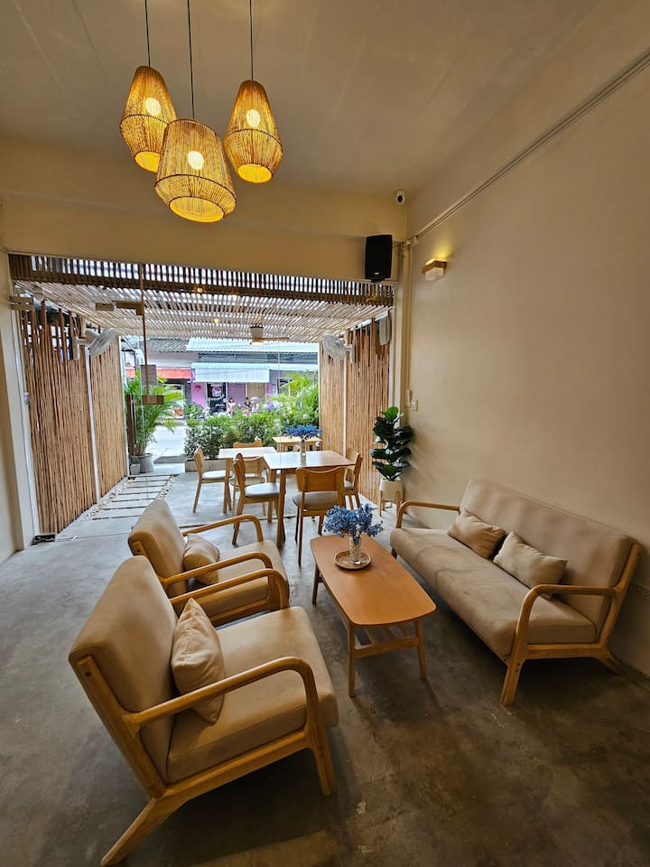 Hi Sea Hostel - Seaside Comfort - 10mn From Pier - Ko Pha Ngan