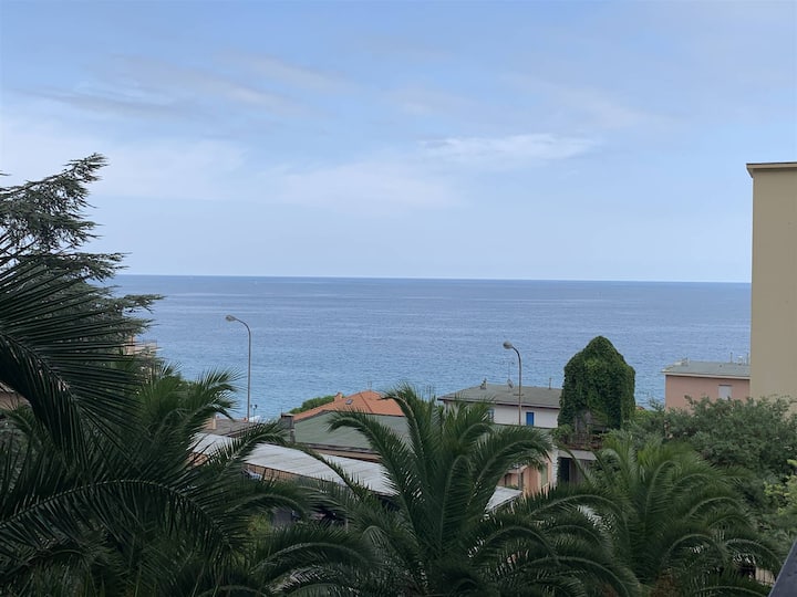 Terrazza Vista Mare E Posto Auto - Spotorno