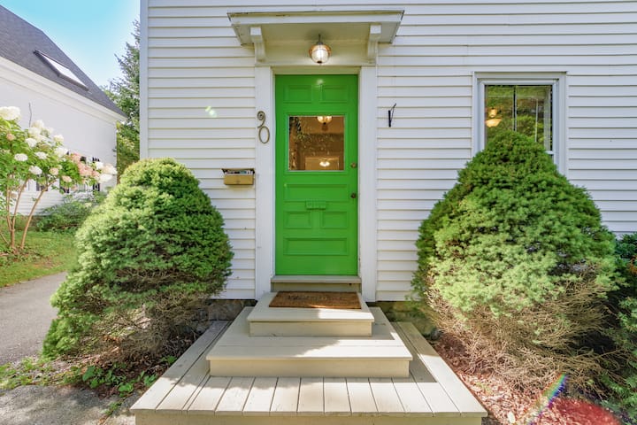 Millie+mo's Place, In The Village Of Camden - Camden, ME