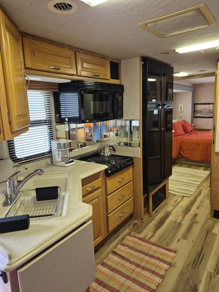 Tres Mariachis - Terlingua, TX