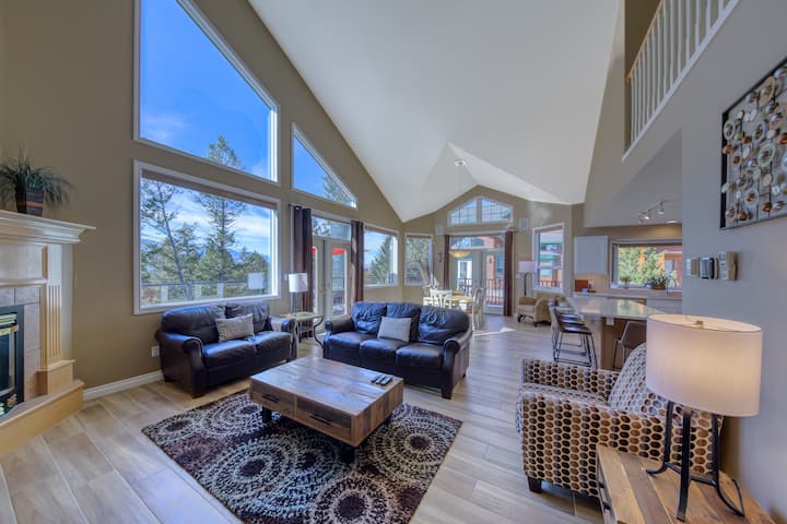 Marble Canyon 301 | 4br Townhome | Golf Views - Fairmont Hot Springs, BC
