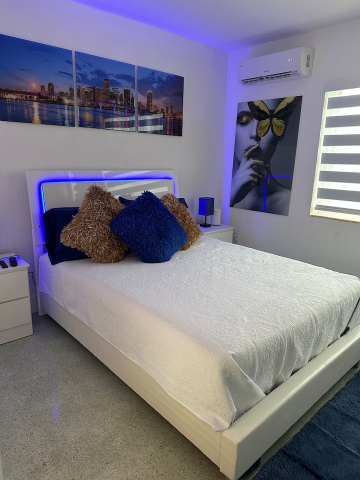 Villa Clara Icon-little Havana - Miami