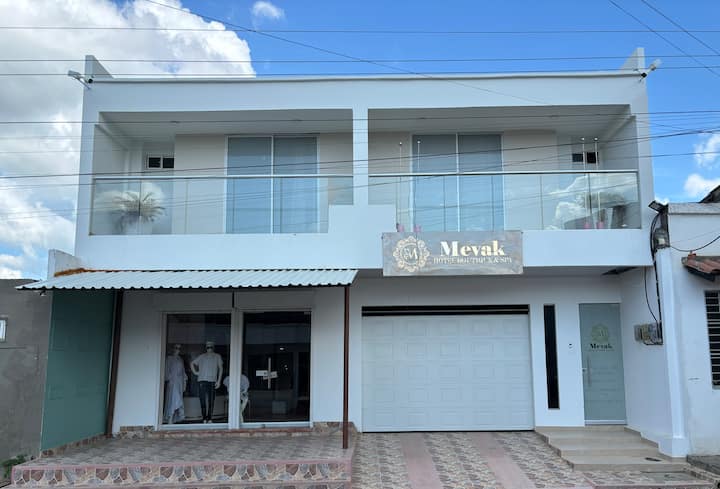 Acomodación Múltiple - Sucre