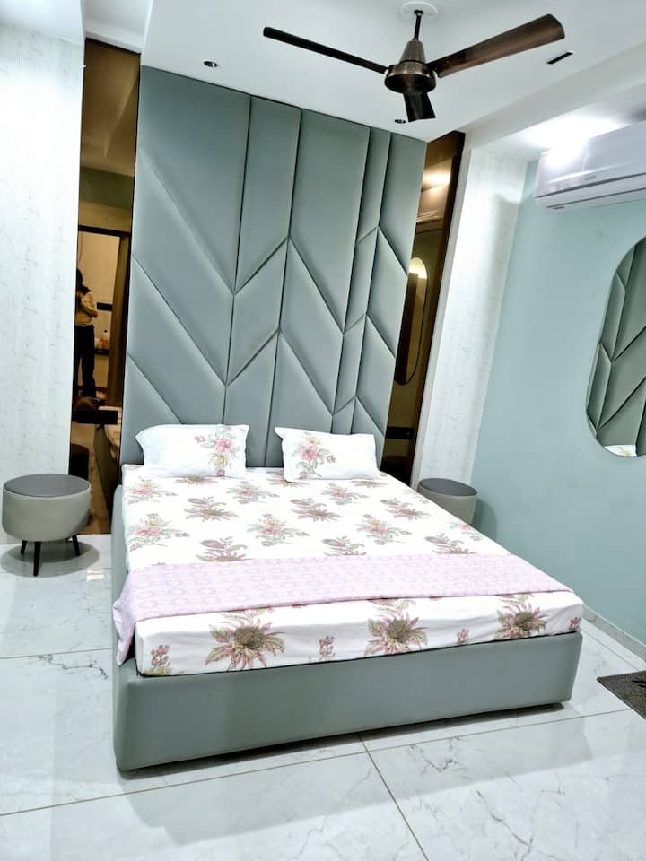 Mahakal Home Stay - India