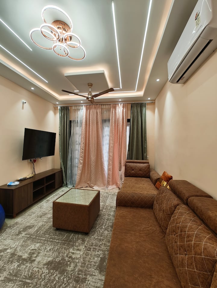 Luxury 2bhk In Heart Of City - Only For Familes - Hyderabad
