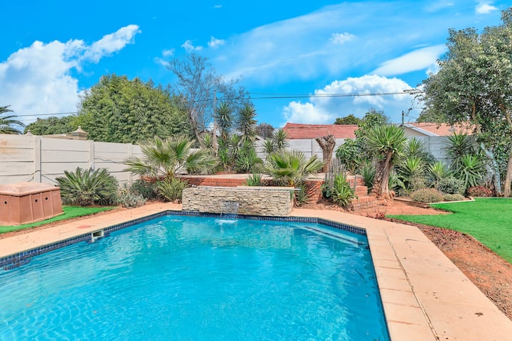 Horison Haven
Luxury Guest Unit+pool+wifi+parking - Krugersdorp