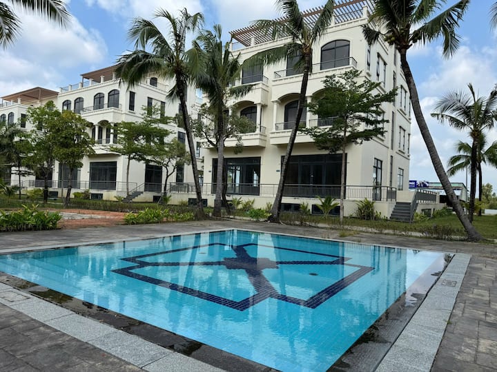 Lux Rose Villa(marina Phuquoc) - Phú Quốc