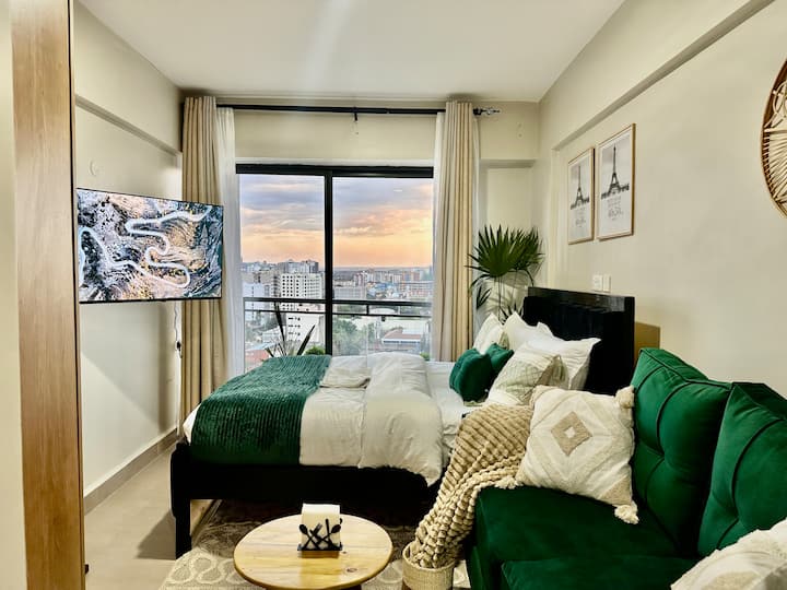 Emerald Escape-private Balcony - Kenya