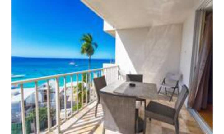 2 Bedroom 2 Bath Suite Ocean View Condo - Montego Bay