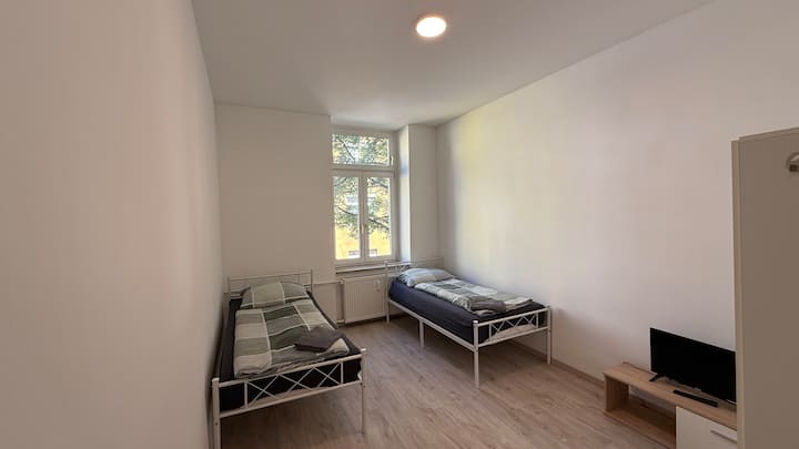 2 Bedroom Apartment R - Neu-Isenburg