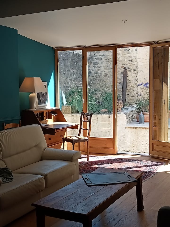 Très Belle Maison De Ville - Laval