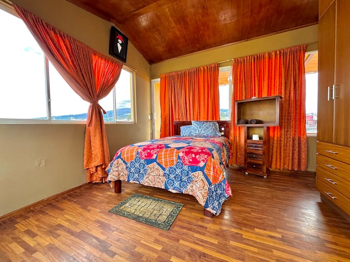 Suite En Tabacundo: Con Vista A Las Montañas - Cayambe