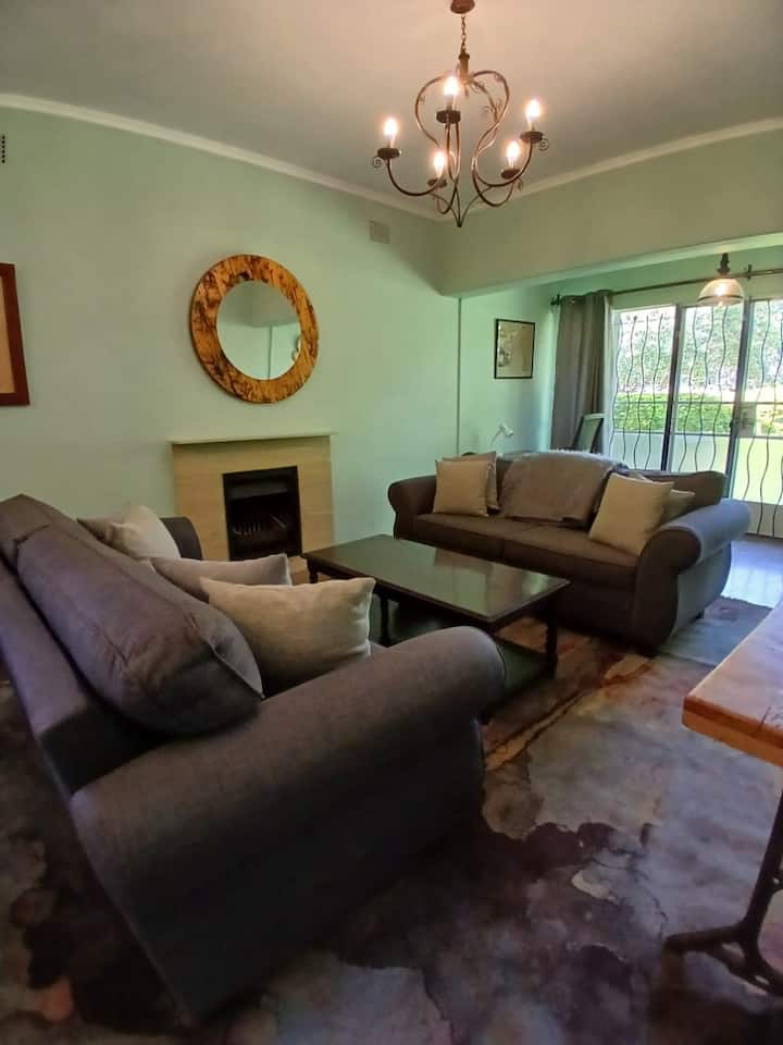 Amazing Garden Flat, Un Sec Clear, Starlink, Solar - Harare