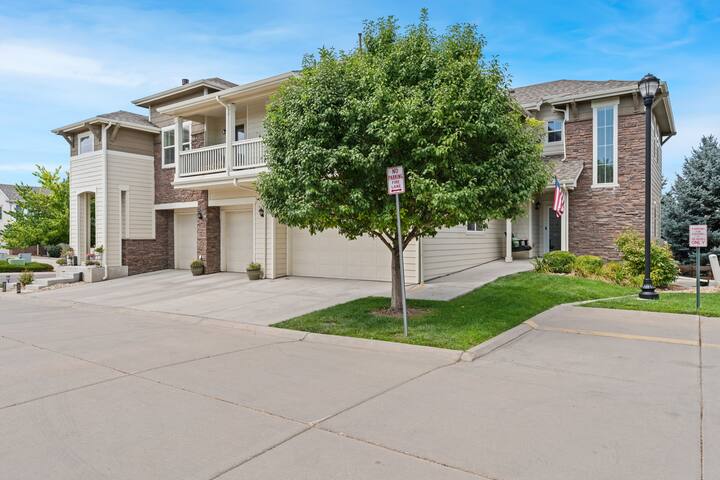 3 Bedroom 2.5 Bath Townhouse -Villas At Thorncreek - Thornton, CO