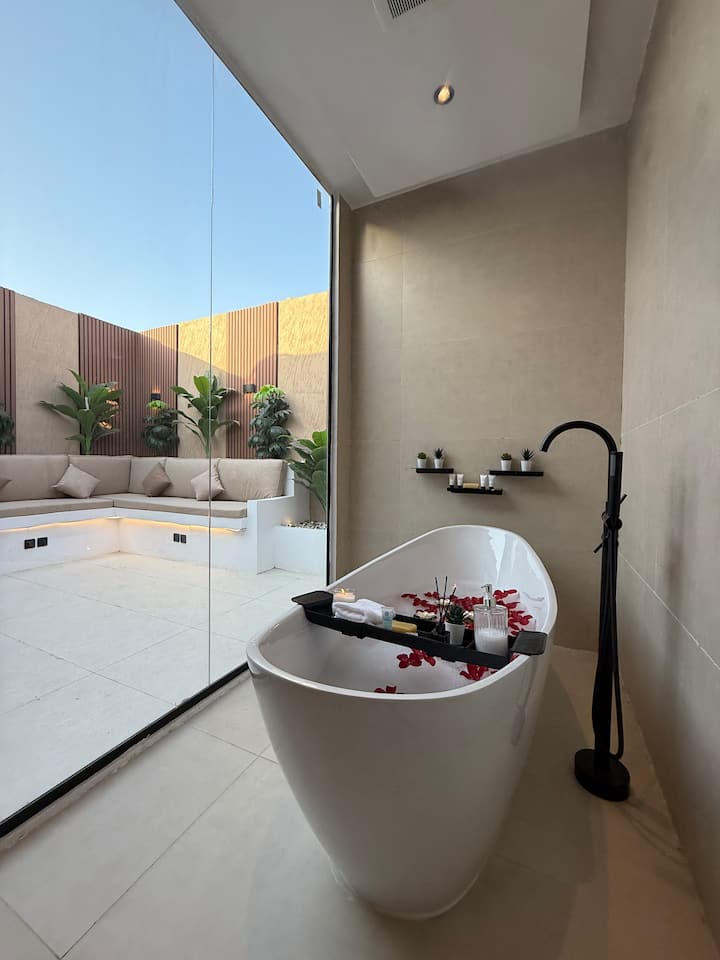 Stylish 1br | Bathtub | Outdoor Seating 307 - Riyadh