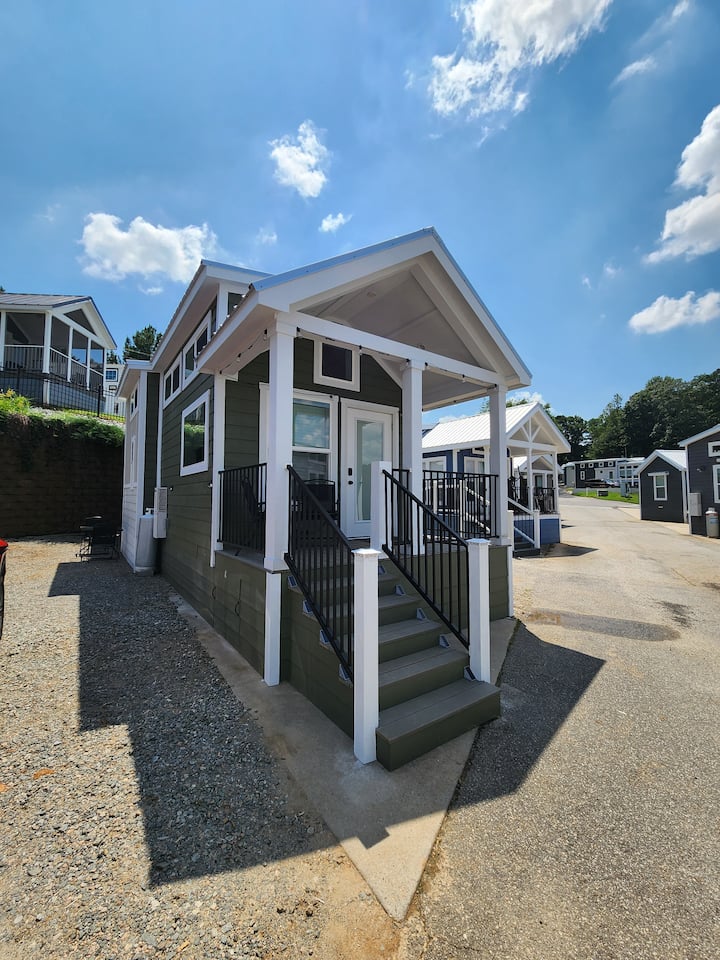 Serenity On Lake Norman | Tiny Home Near Charlotte - Denver, NC