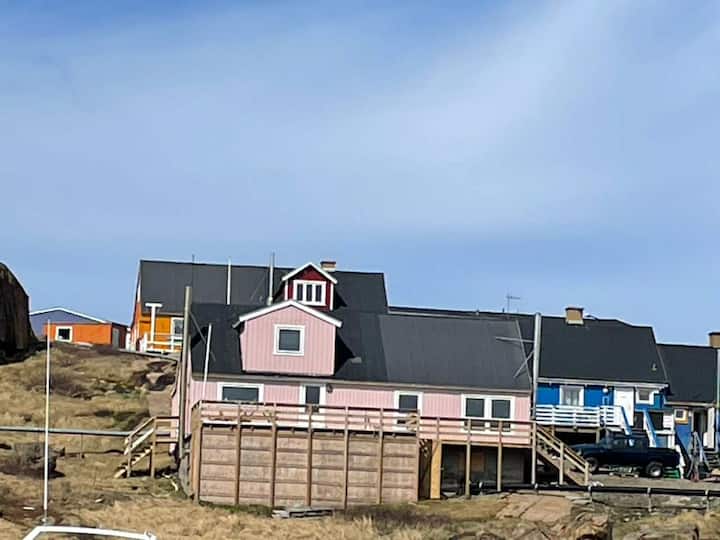 Hyggeligt Hus Med Udsigt - Groenlândia