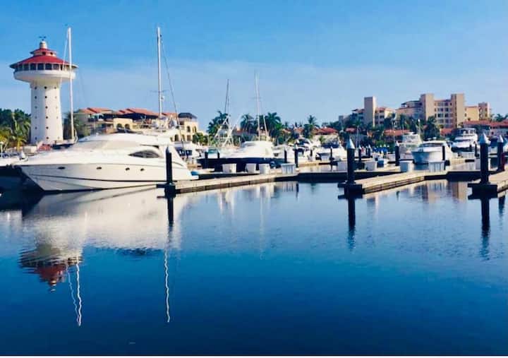 Casa En Renta Marina Ixtapa. - 지후아타네호