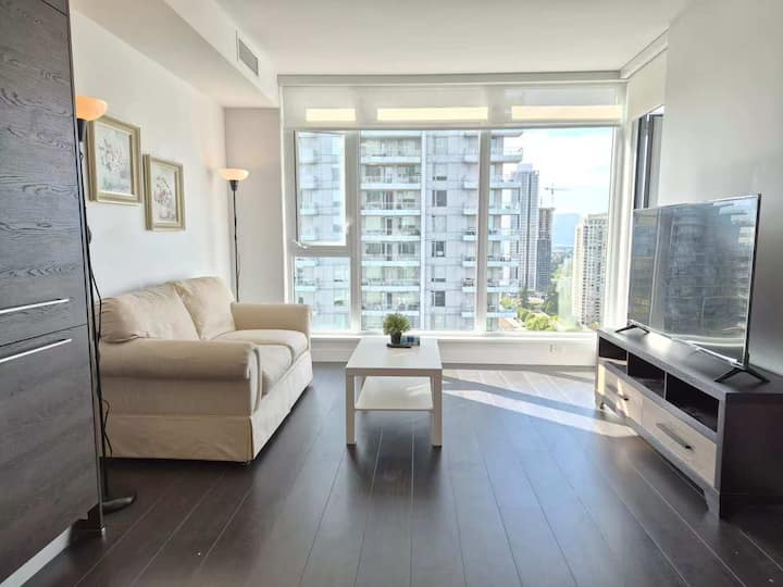 Luxury Condo 1 Bedroom Burnaby - Burnaby