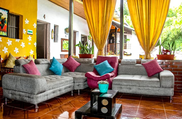 Posada Manoa - San Agustín