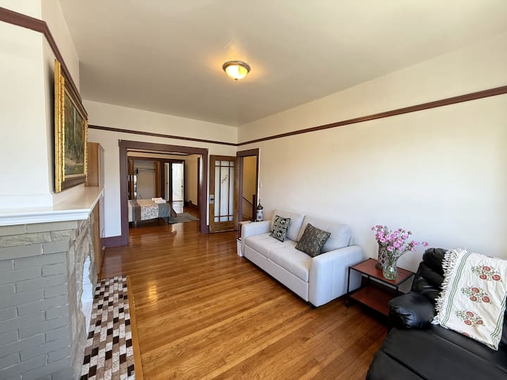 41 - Classy 3 Bedroom Unit Near Fwy & Transit - San Francisco, CA